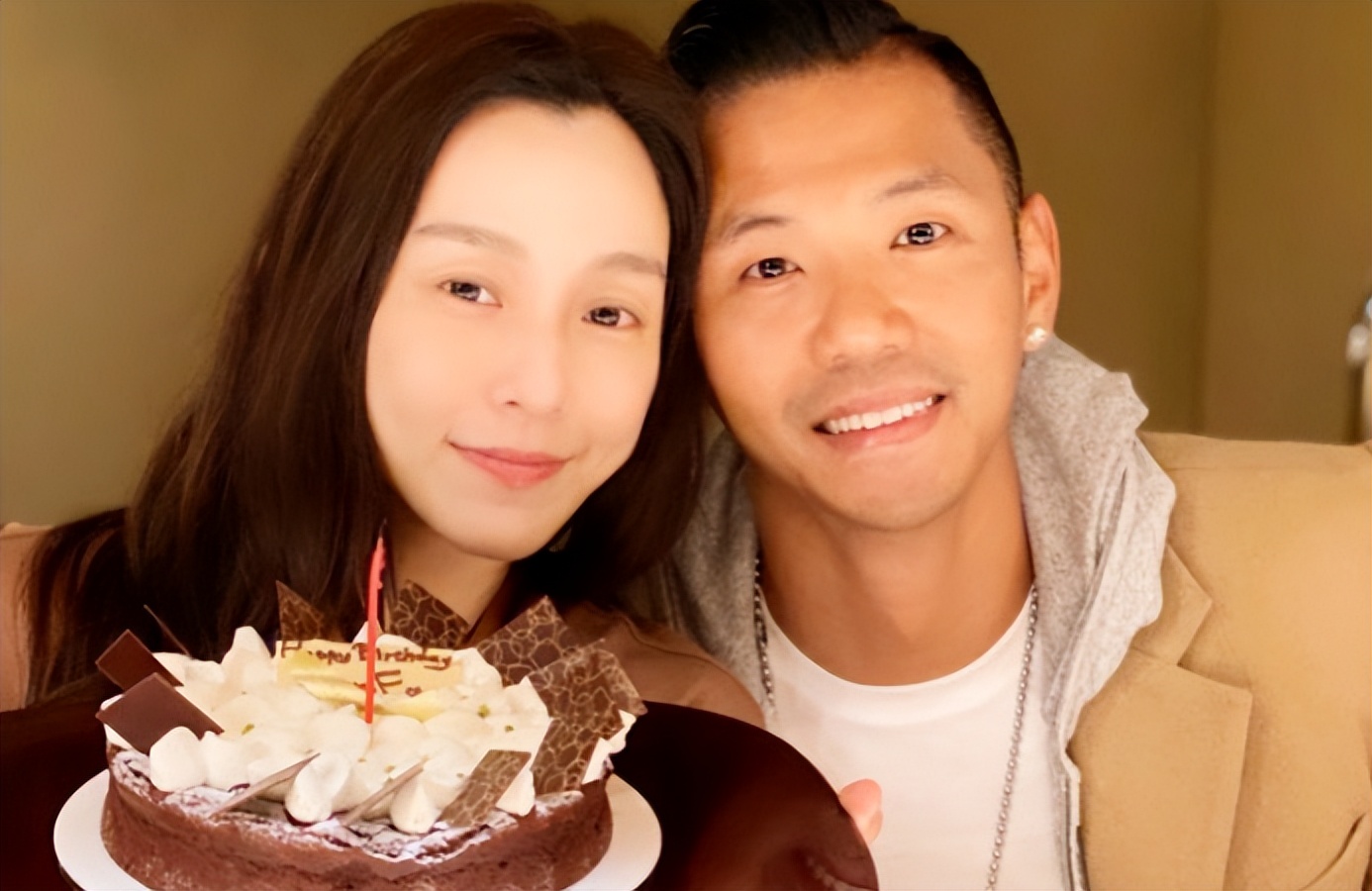 Chen Jianzhou scandal exposed: tasted Liu Ruoying's breast milk, harassed S mother naked, 4 ...