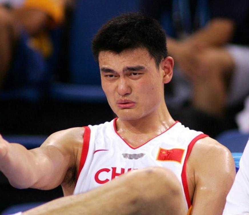 After Yao Ming retired, he gained a lot of weight and weighed more than 400 catties. His wife ...