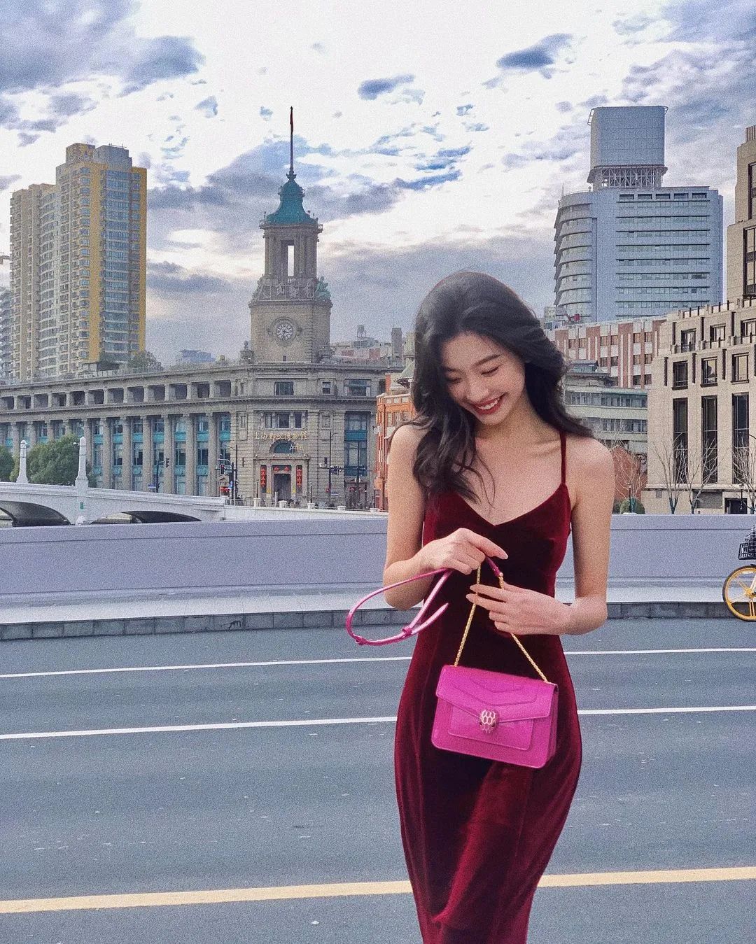 Yi Mengling, who is only returning to the show!Sister is so beautiful ...