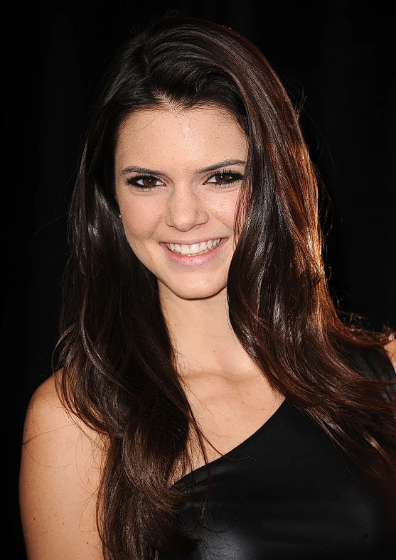 What Jenna Ken Bean looked like before she became a supermodel - iMedia