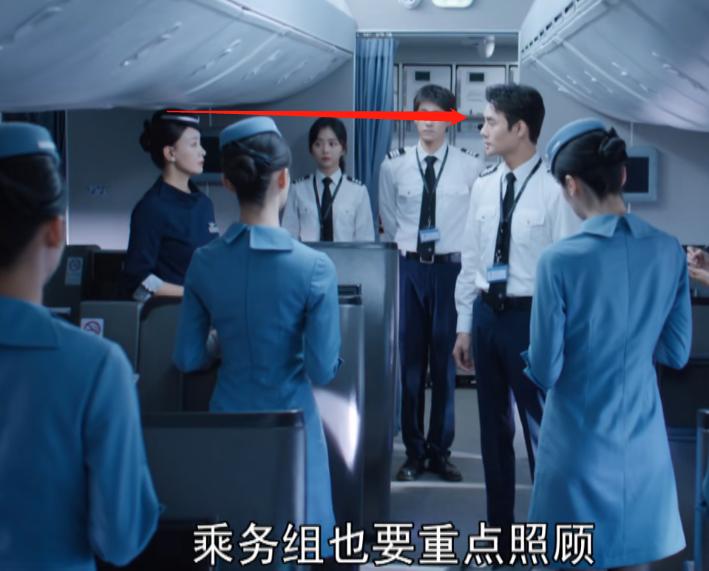 Height of the actresses walking towards the wind: Zhou Qiqi is 171cm ...