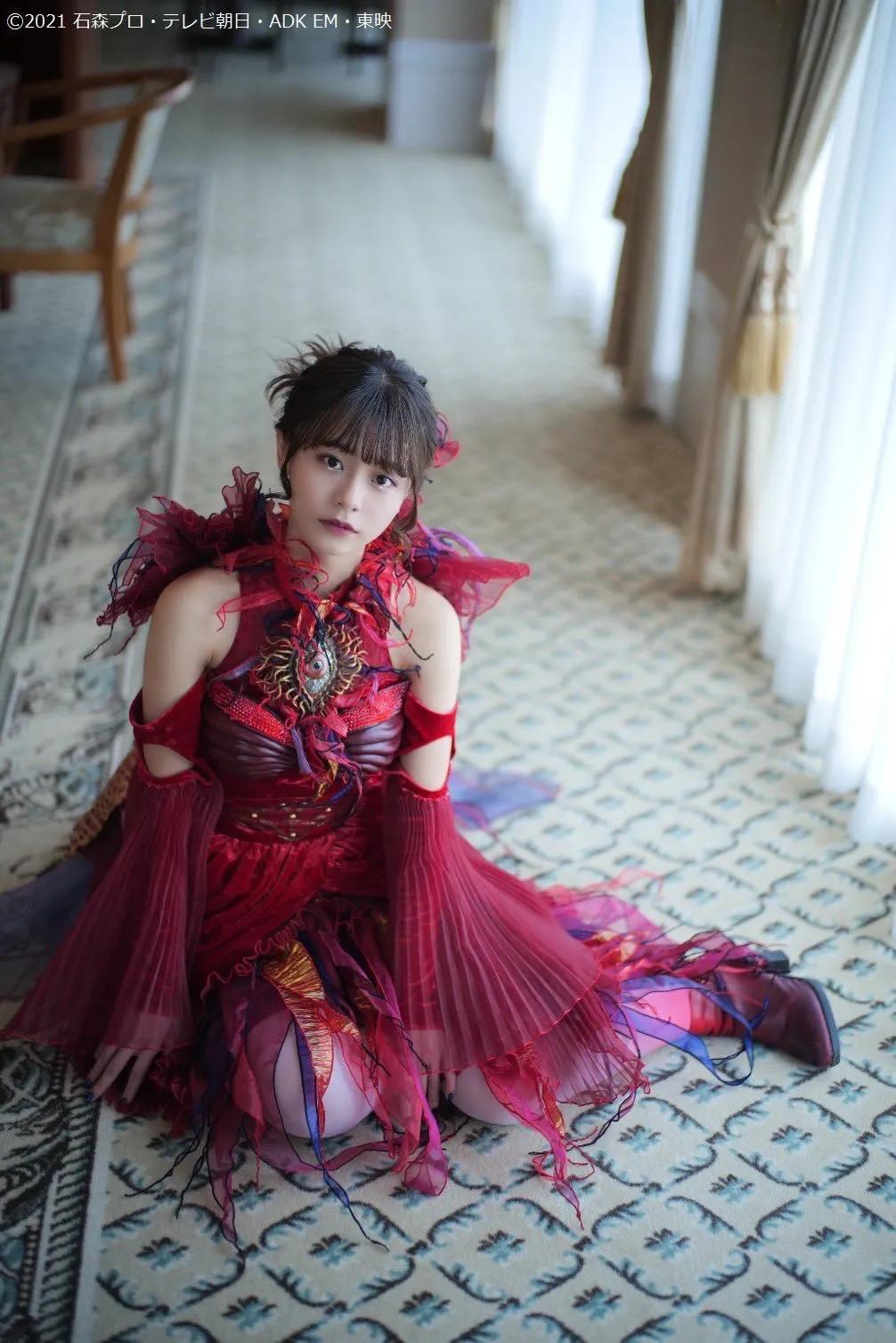 Kamen Rider Revice: Aguilera, a queen who makes people willing to ...