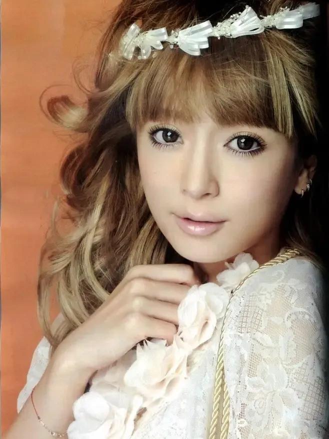 Ayumi Hamasaki Japanese pop queen - iNEWS