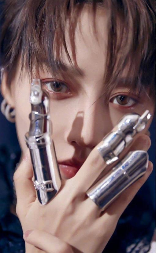 Graduation from THE9!The 18-month limited group officially announced ...