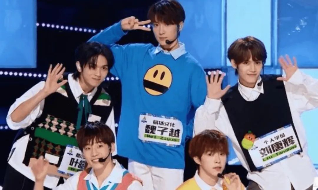 So handsome, so tasteful, such a little fresh meat, come by a dozen ...