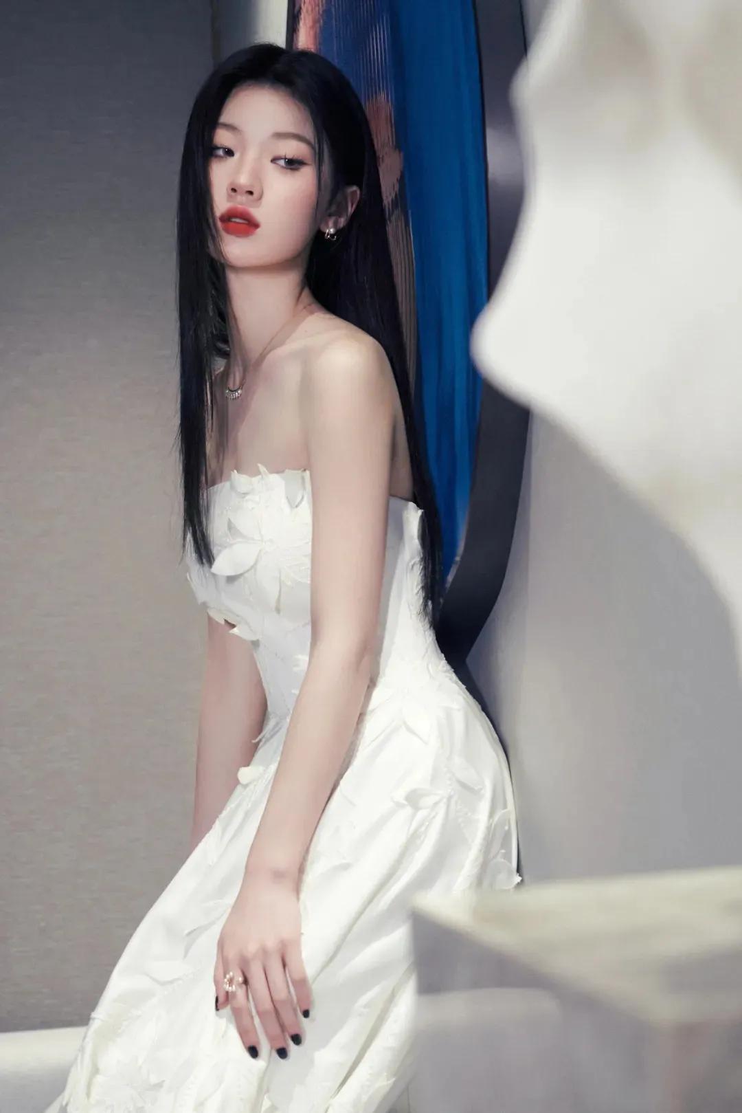 The purest voice Shan Yichun - iNEWS