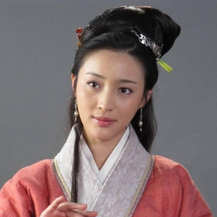 The first episode of Jin Ping Mei: Pan Jinlian, who was sold several ...