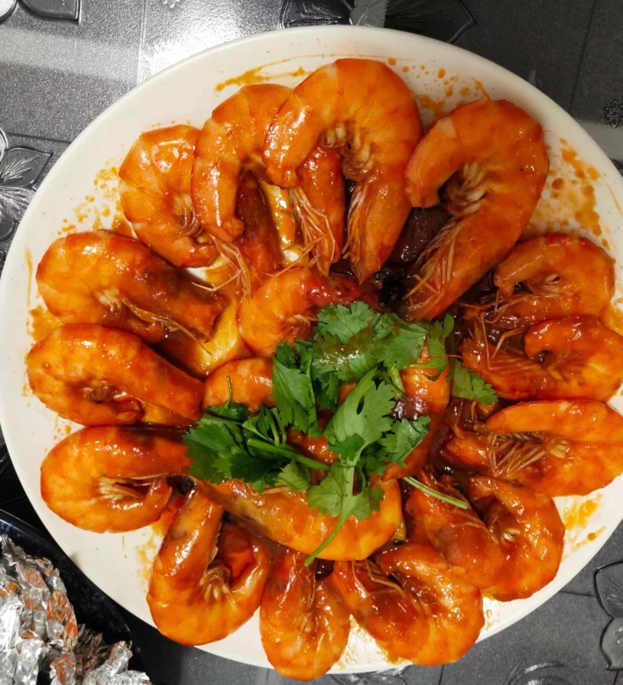 Home-cooked oily prawns, if you like to cook, take a look - iNEWS
