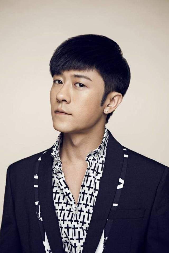 His mother is a famous producer, but Lin Yushen never hype up low-key ...