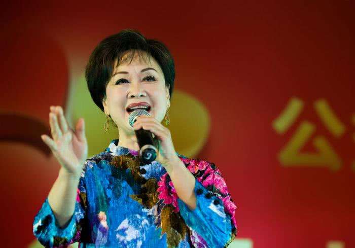 Li Guyi: No one has ever sung 9 songs in the Spring Festival Gala, and ...