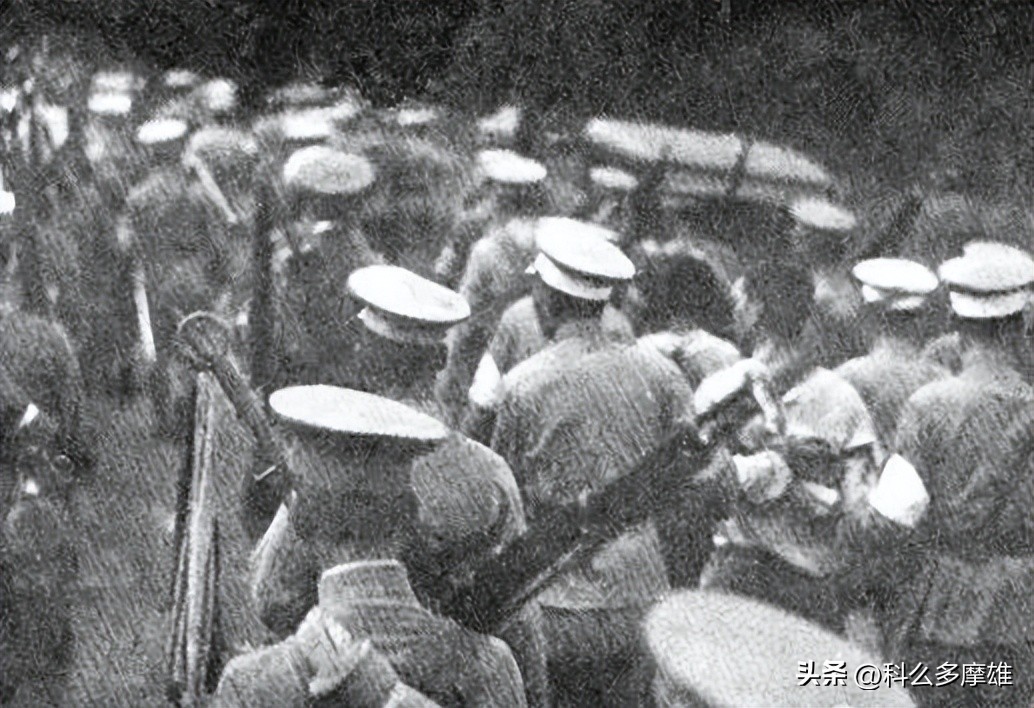 The puppet army respectfully called the Japanese army "Taijun", what ...