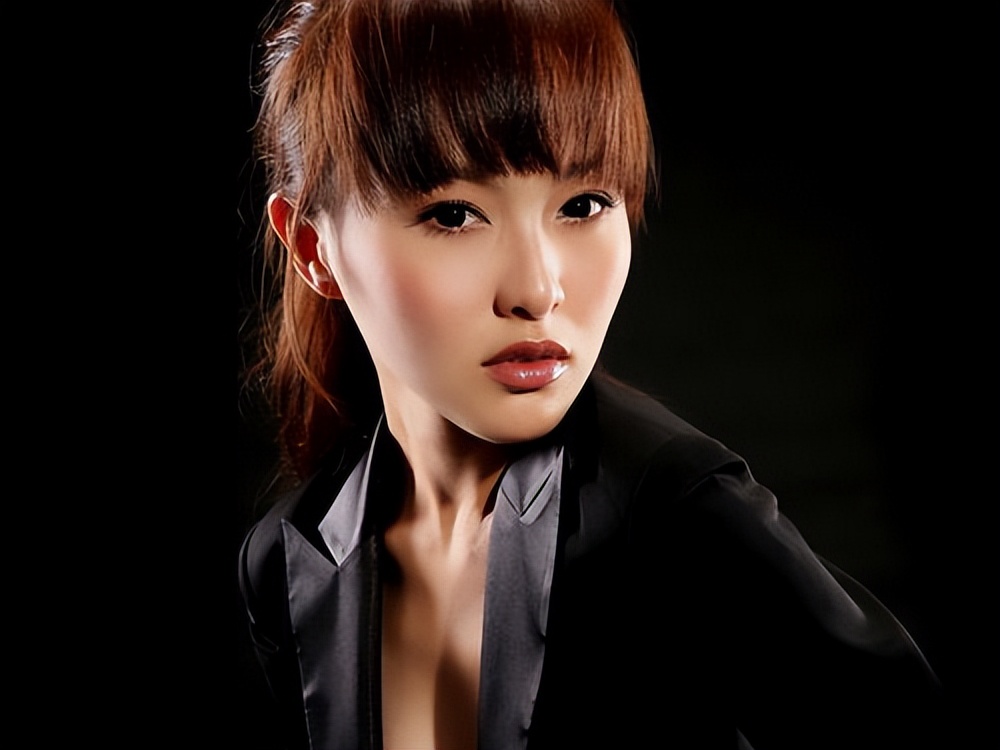 Tang Yan: once praised by Wang Jingli, filming intimate scenes with Zeng Zhiwei, and inhumane at ...