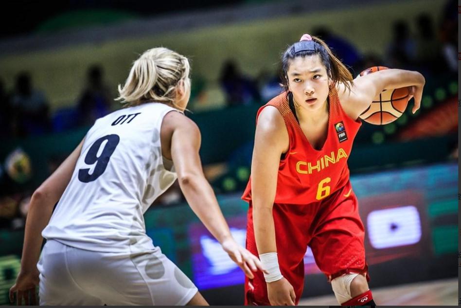 Li Meng double-killed the WNBA field with 19 points, and was "provoked ...
