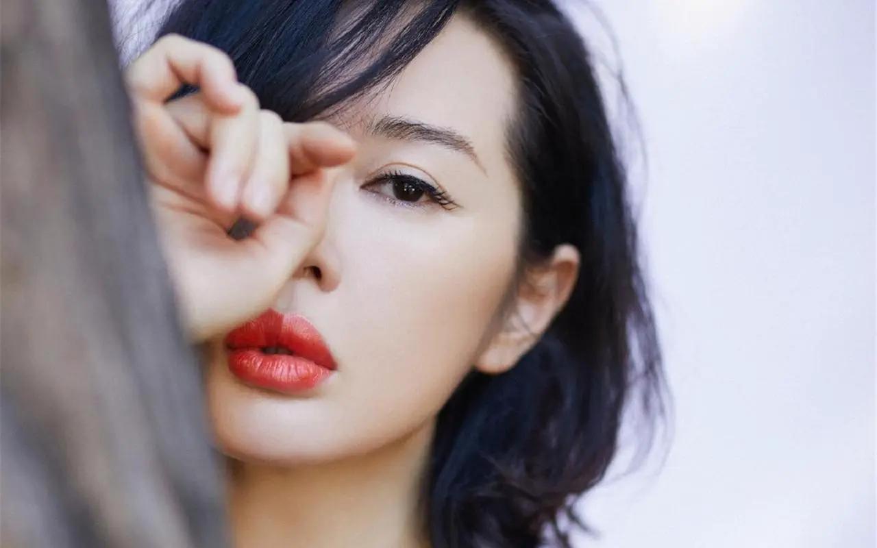 Lived together with Jiang Wenli for 5 years, and Yu Nan for 10 years ...