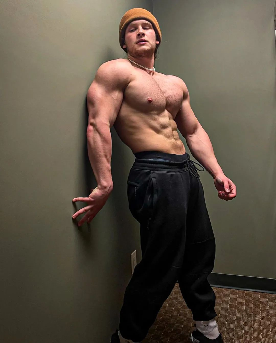 Fitness male model dies in motorcycle accident at the age of 19 - iNEWS