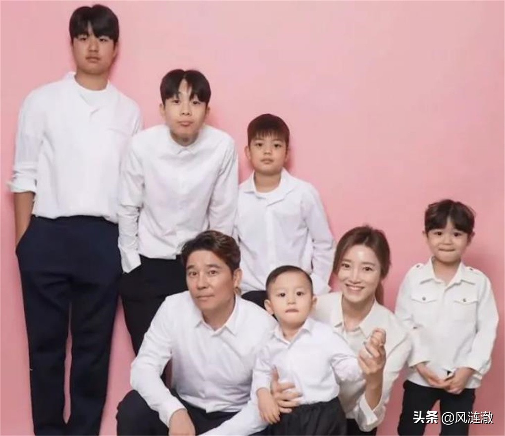 She is 18 years younger and has a beautiful and sassy wife. She has 5 ...