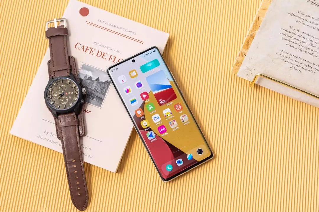 Buying a mobile phone is not a big deal. These three "price-friendly ...