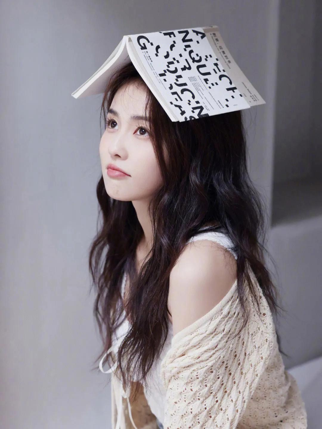 Do you know the origin of actor Bailu's name? - iNEWS