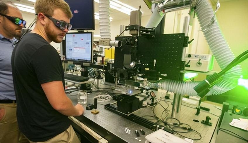 Biomimetic eyes for robotic memory detection, and biomimetic neurons ...