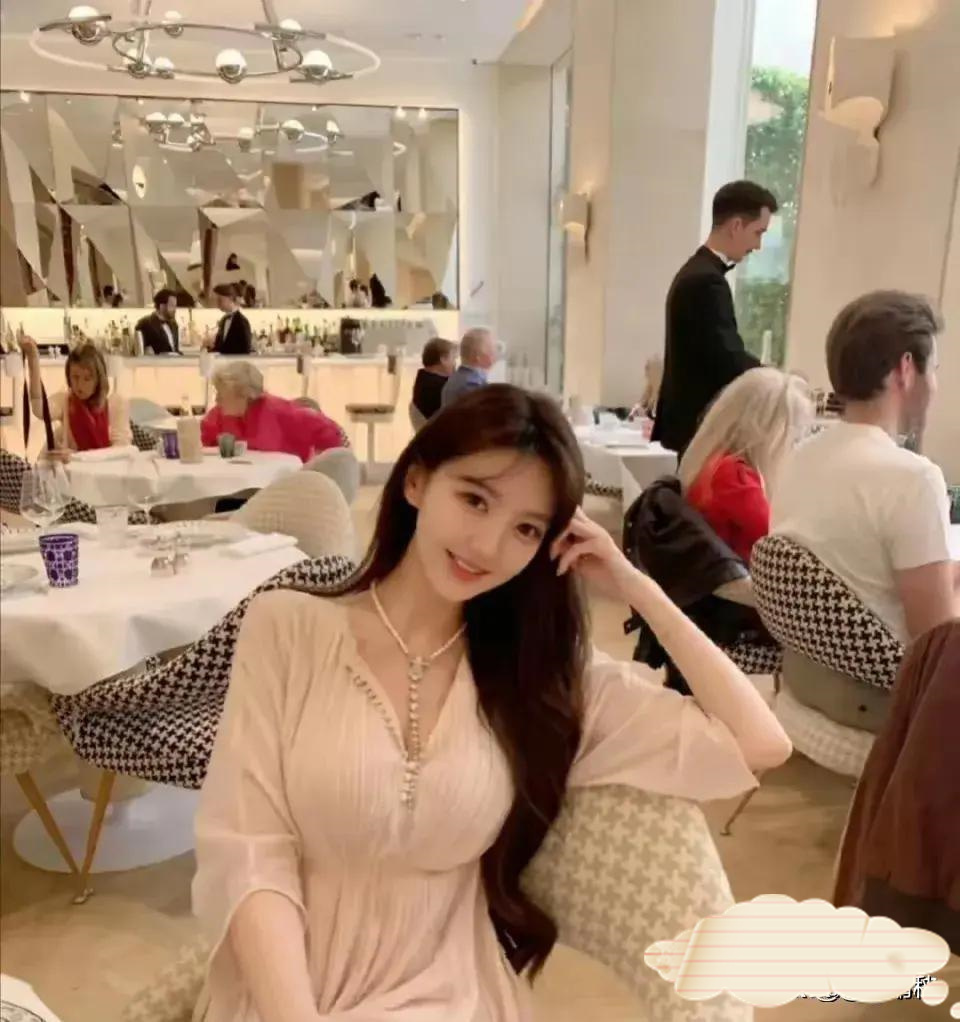 Shocking! Ye Ke, the devil figure, is divorced, Huang Xiaoming doesn't ...