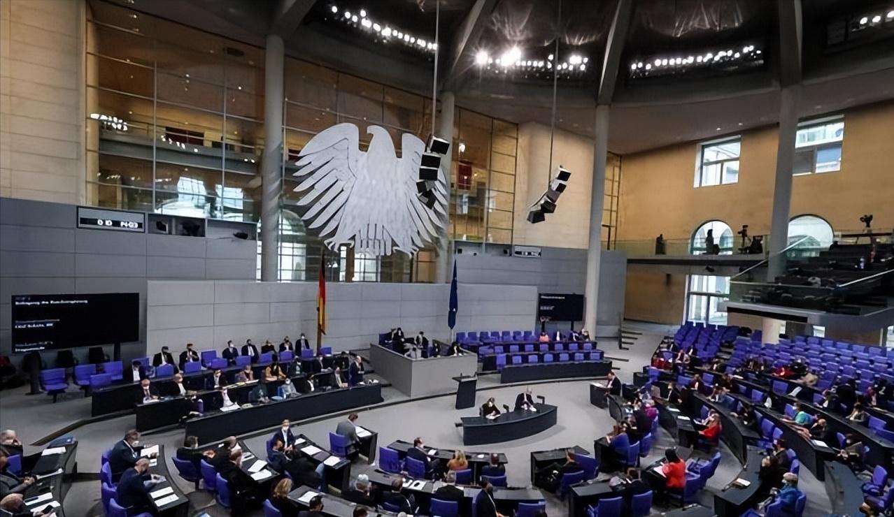 Beyond the National Narrative: Unification in Modern German History - iNEWS