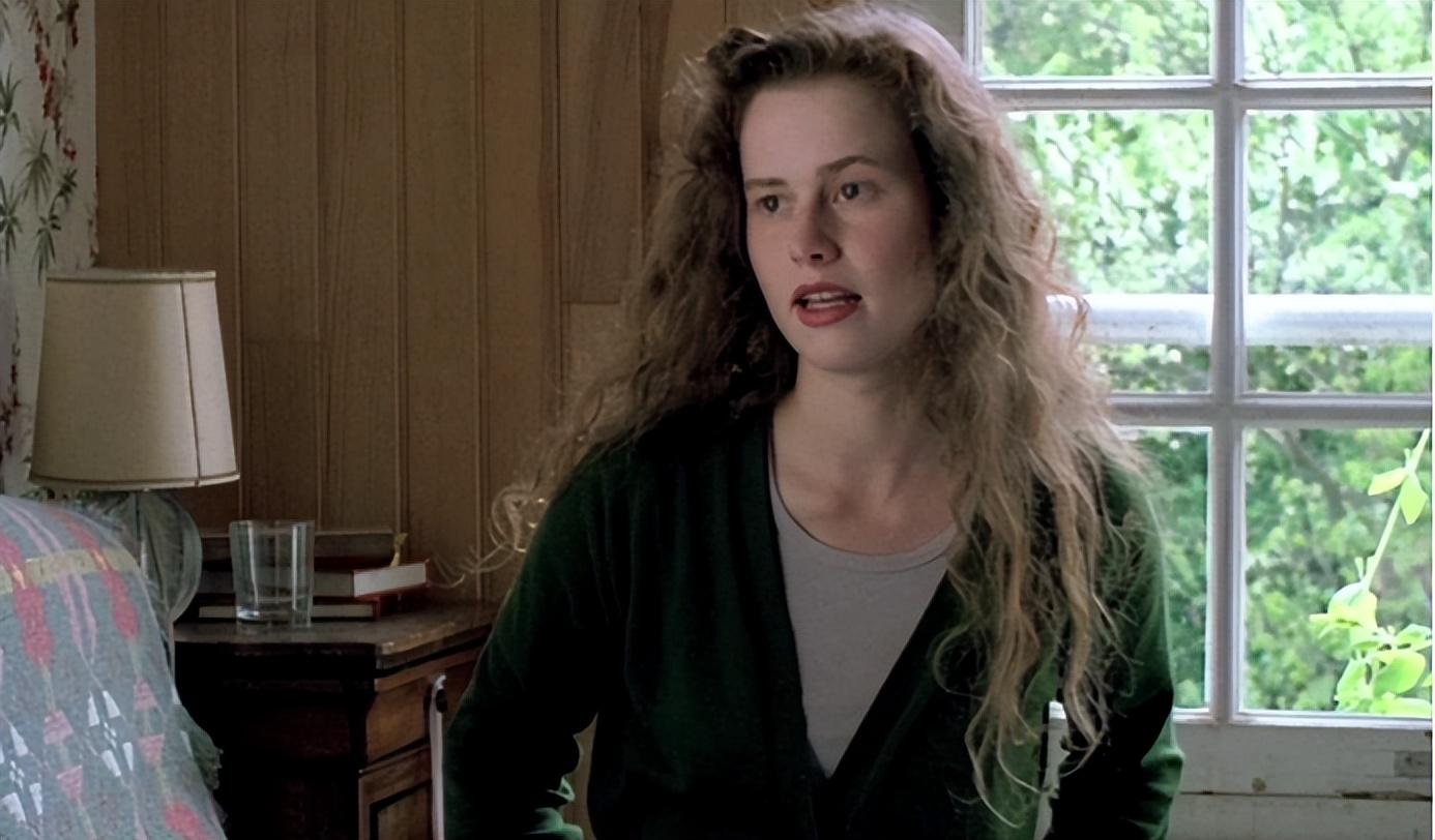 Abnormal but uncomplicated four-corner relationship, innocence and ...