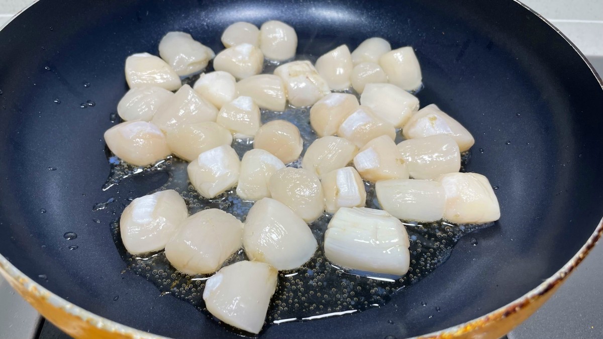 In autumn, you should eat more scallops, and you can cook them in one ...