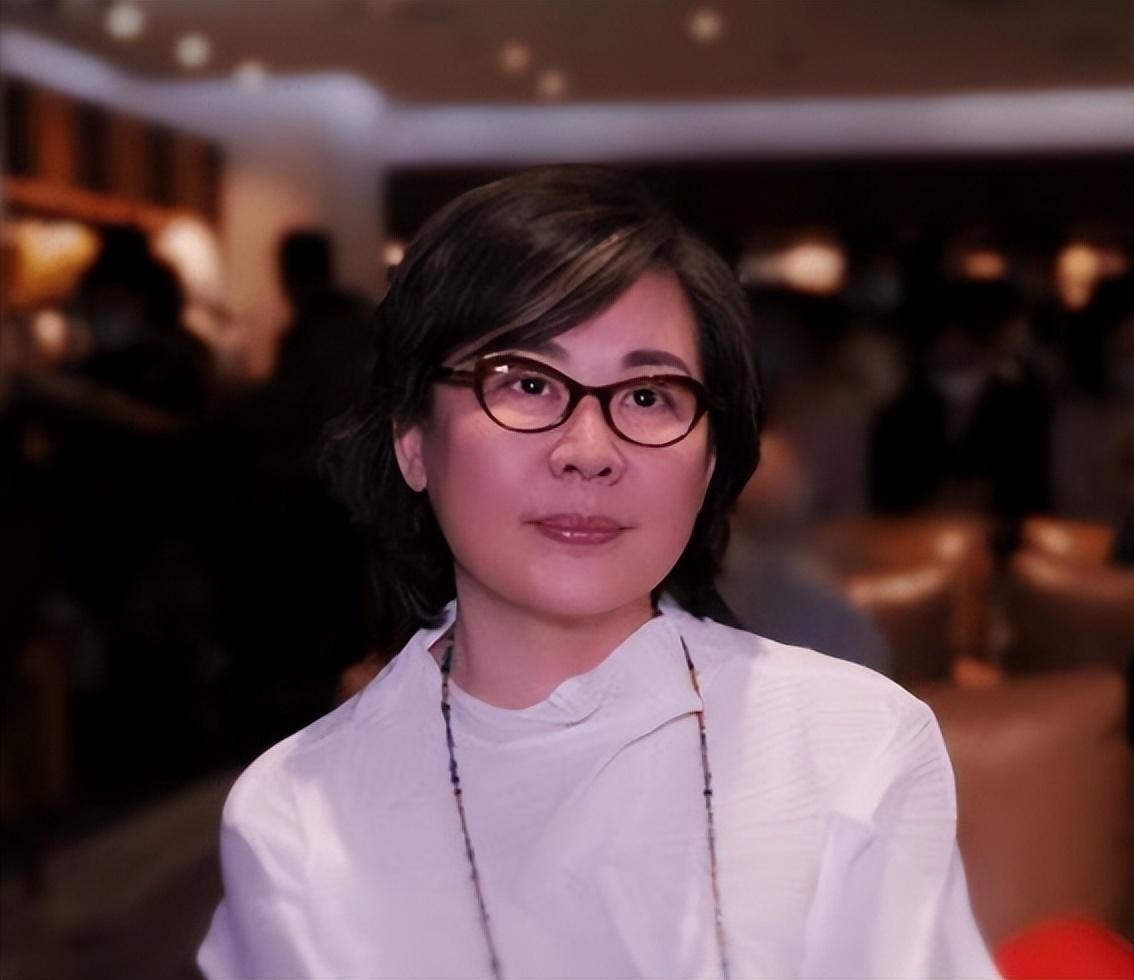 Cong Shan: First married actor Shi Liang, second married director Xiao ...