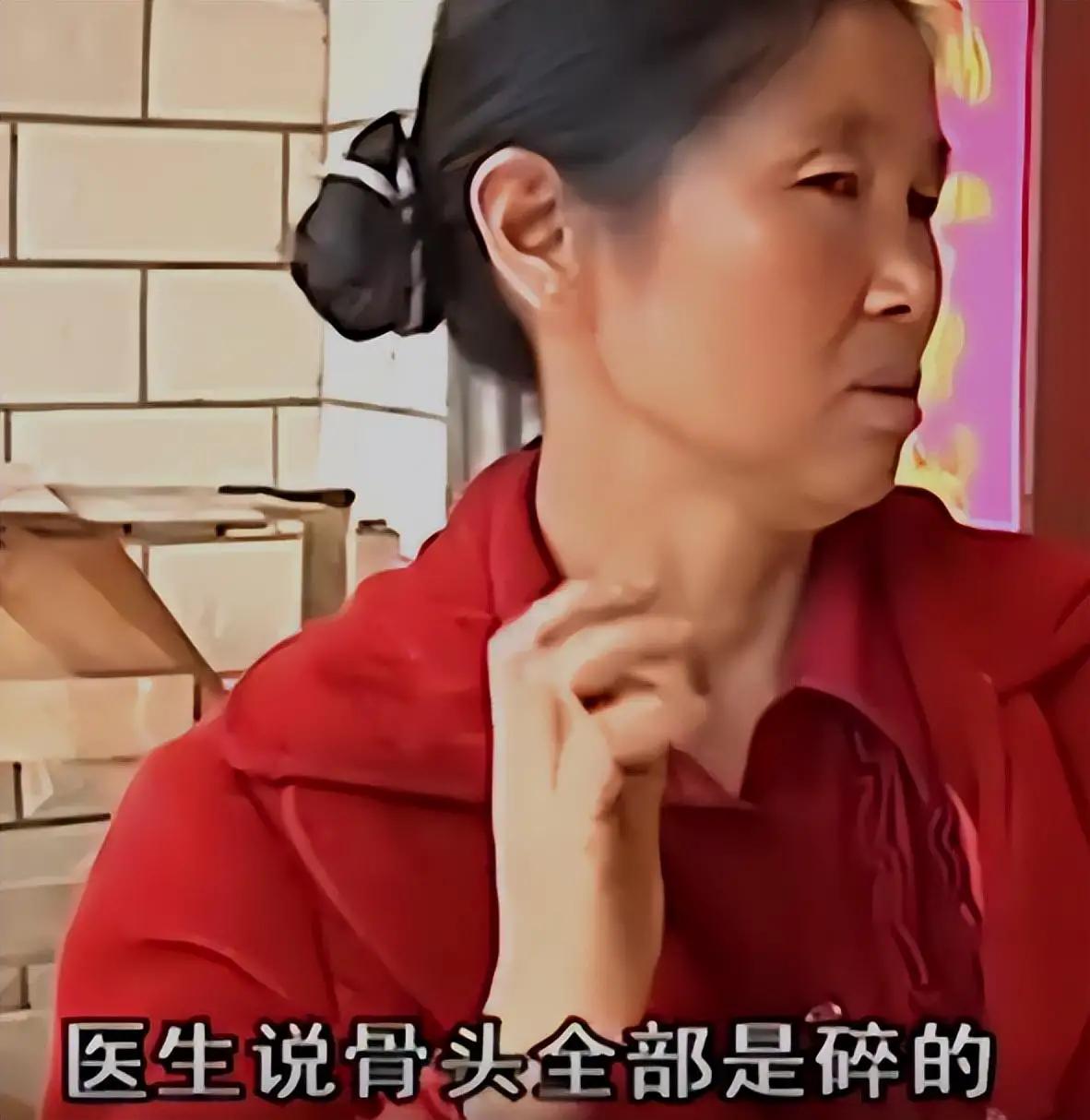 30 security guards held a mace and smashed a 17-year-old boy into meat ...