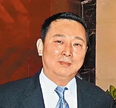 In 2015, Liu Han, with a net worth of 40 billion, was in a trance on ...