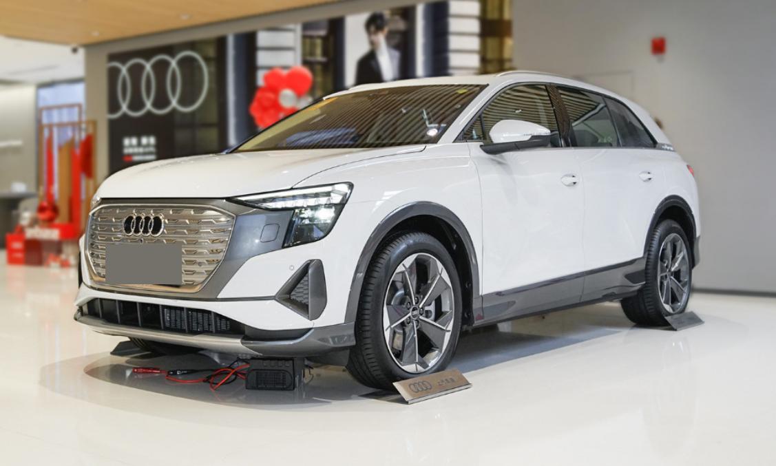 What is comfort?This SAIC Audi Q5 e-tron should explain it well - iNEWS