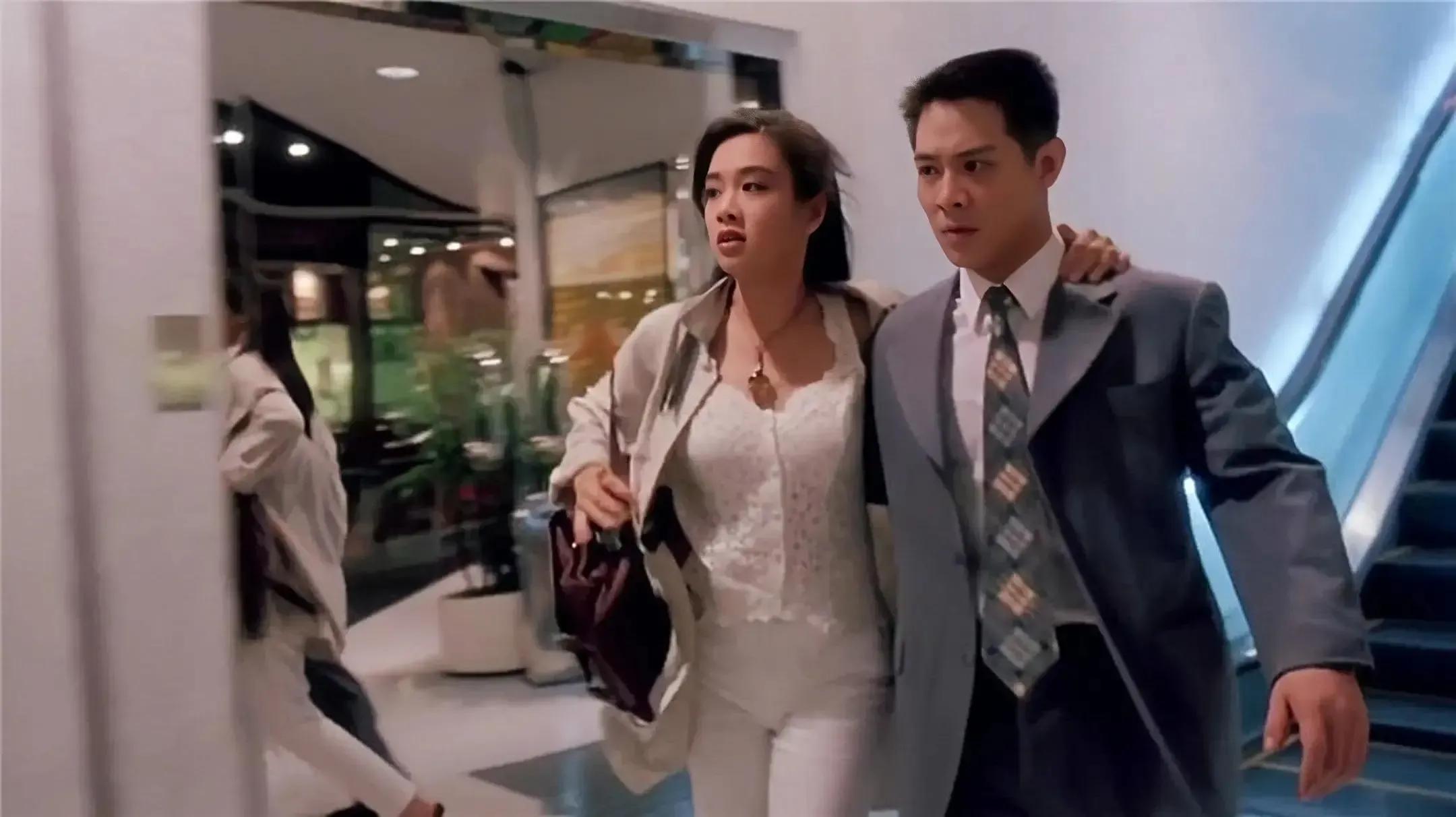 Zhong Liti, as Zhou Xingchi's queen girlfriend, wants to relive the ...