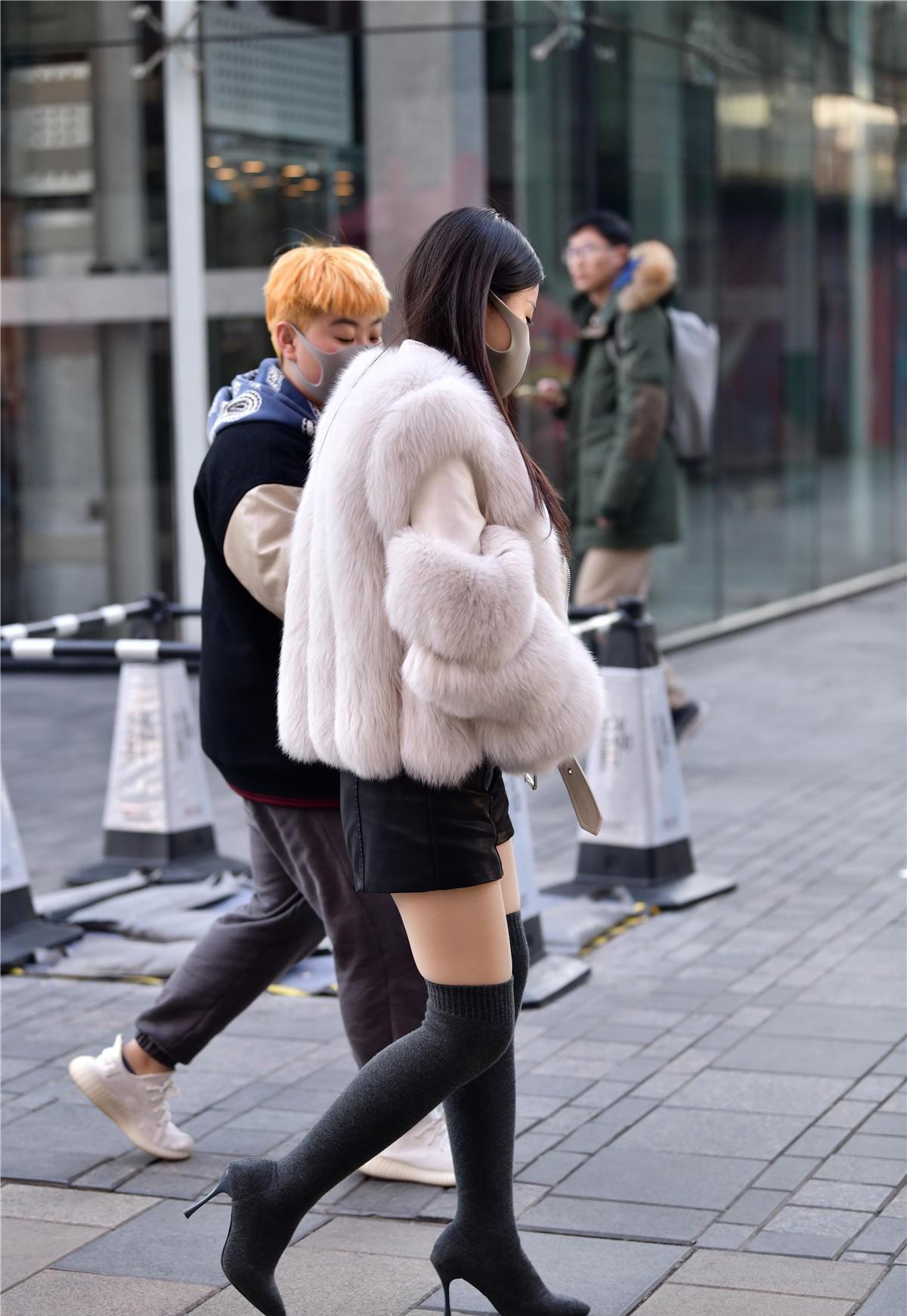 8 cm pointed toe stiletto socks, dark gray over-the-knee style, still ...