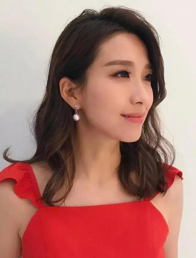 The well-known TVB actress was once a professional in the Fengyue ...