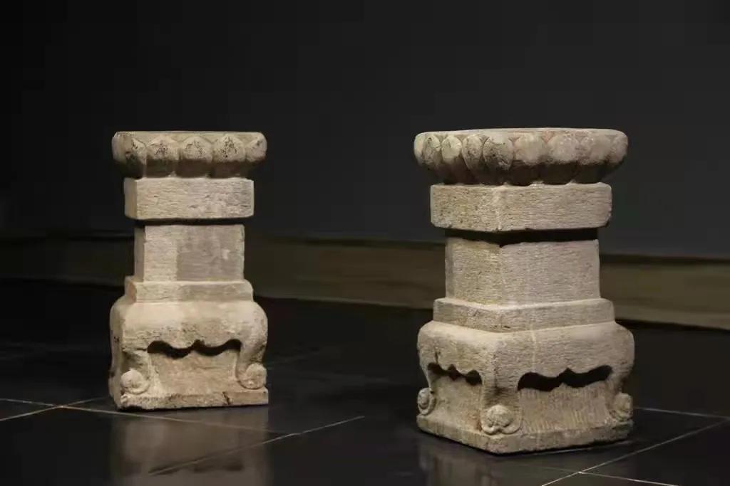 {A pair of columns and foundations of building components in Ming ...