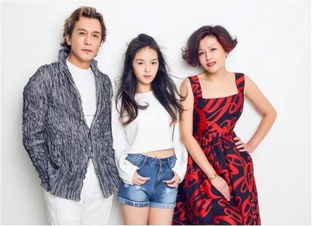 "Bury me in the United States, don't go back to China", after Li Yong's ...