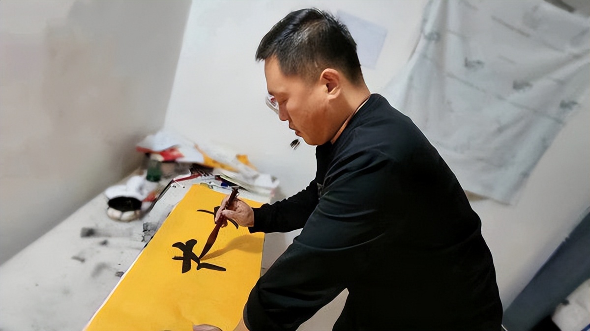 Calligrapher Tang Dongshuai - Guli Daojian is extraordinary and refined ...