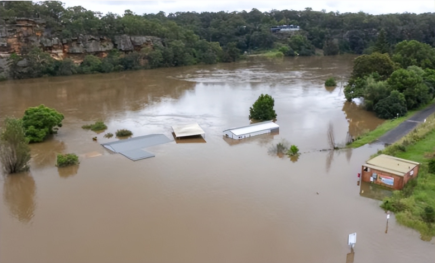 The water of the Yellow River has become clear again! For the 44th time ...