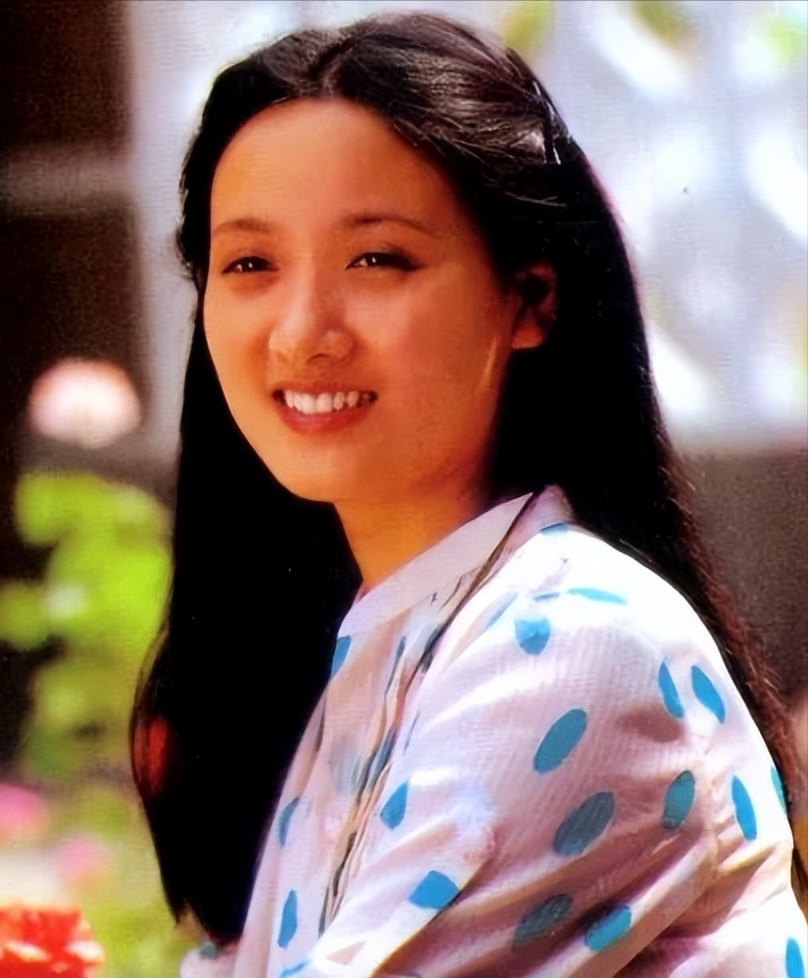 Deng Jie and Zhang Guoli: A husband became a rich man 38 years ago, and ...