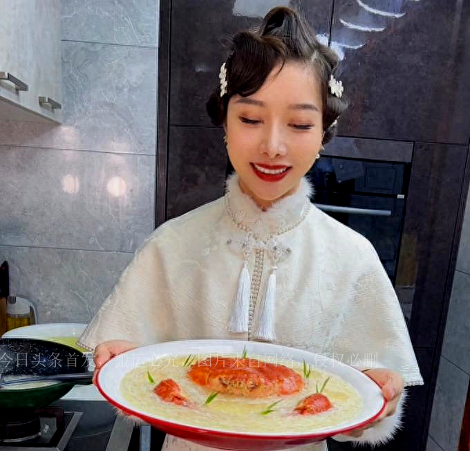 Rich internet celebrity chef Xiao He announces divorce - iMedia