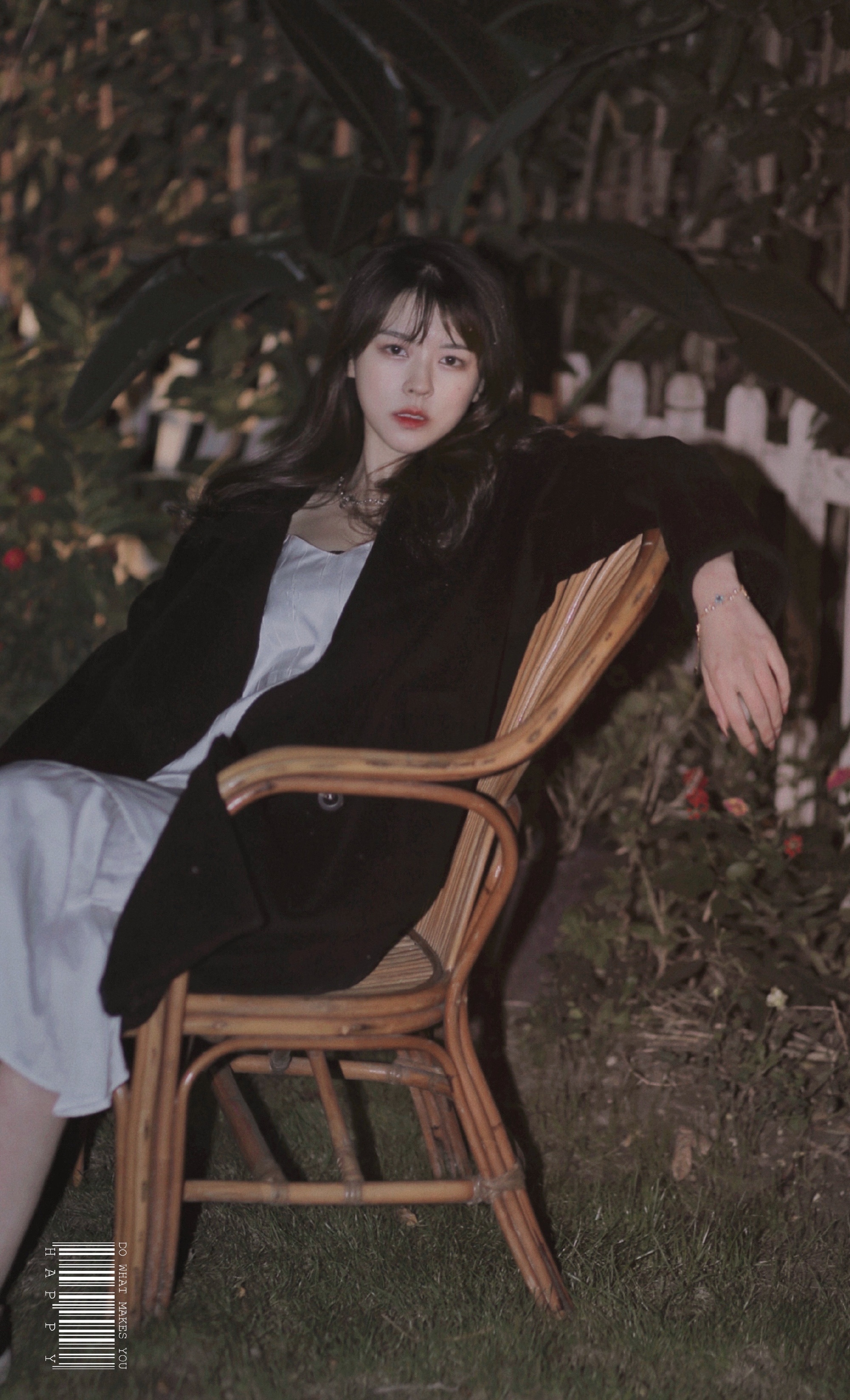 The female anchor has a beautiful photo recently!Zhou Shuyi took a ...