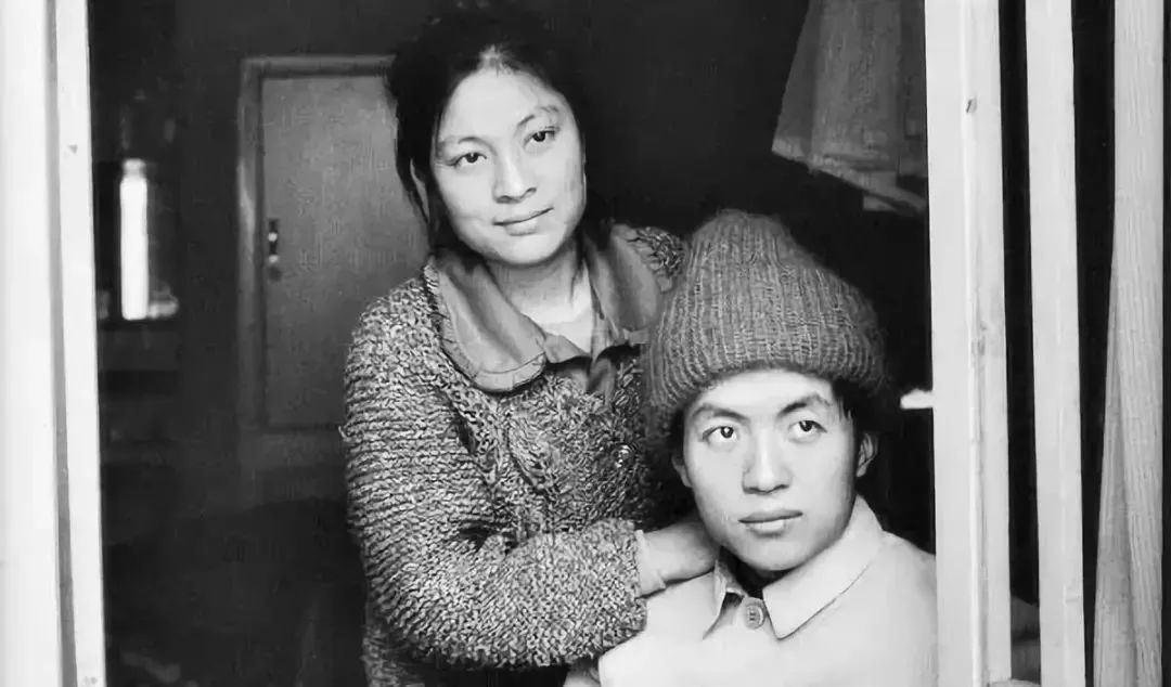 "Genius poet" Gu Cheng committed suicide after killing his wife. How is ...