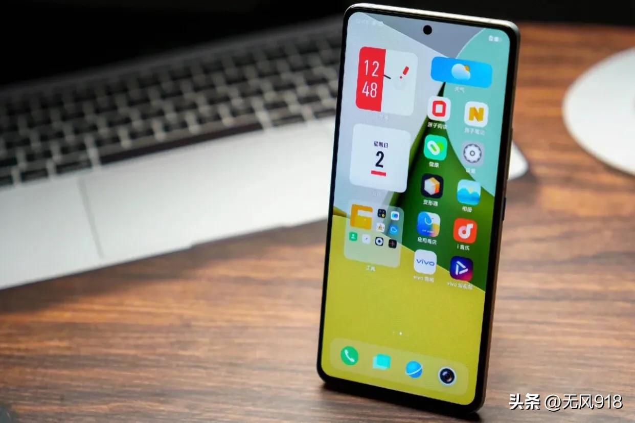 Half the price can enjoy the flagship experience, these 4 mobile phones ...