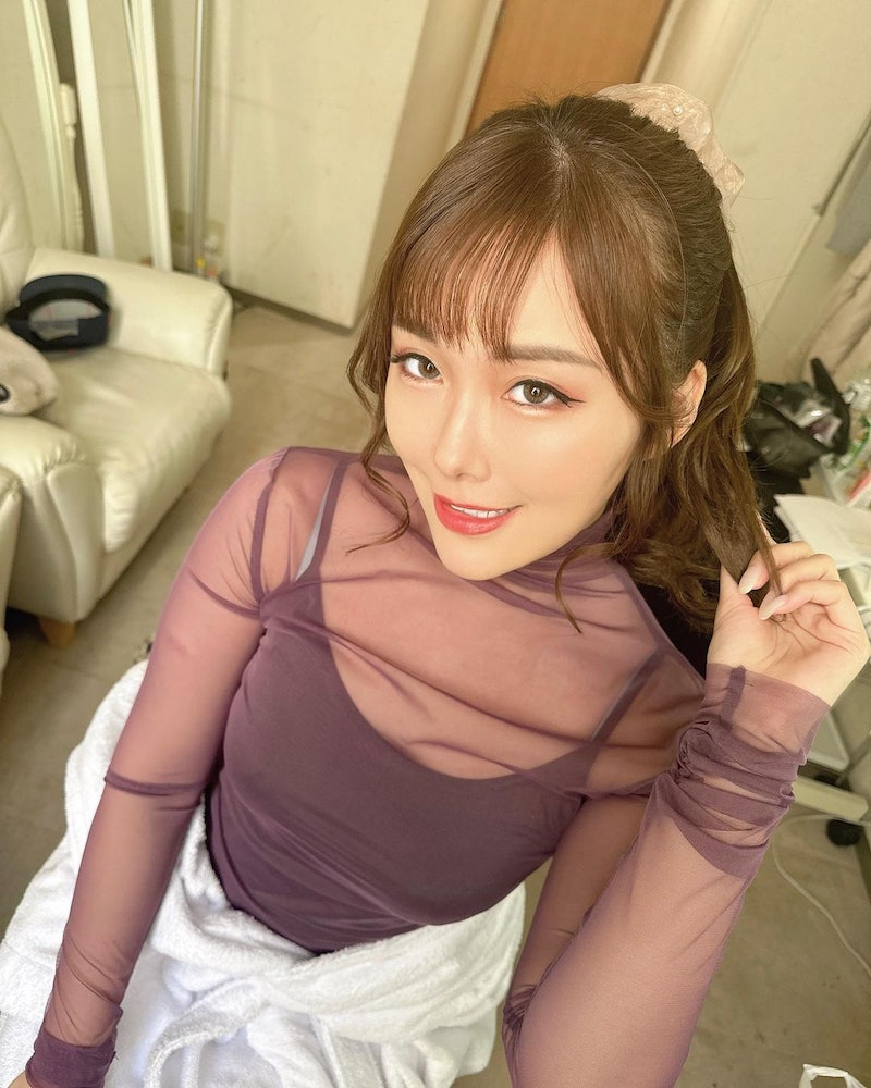 Su Hailin's IG posting photos of the start of work has a full bath ...