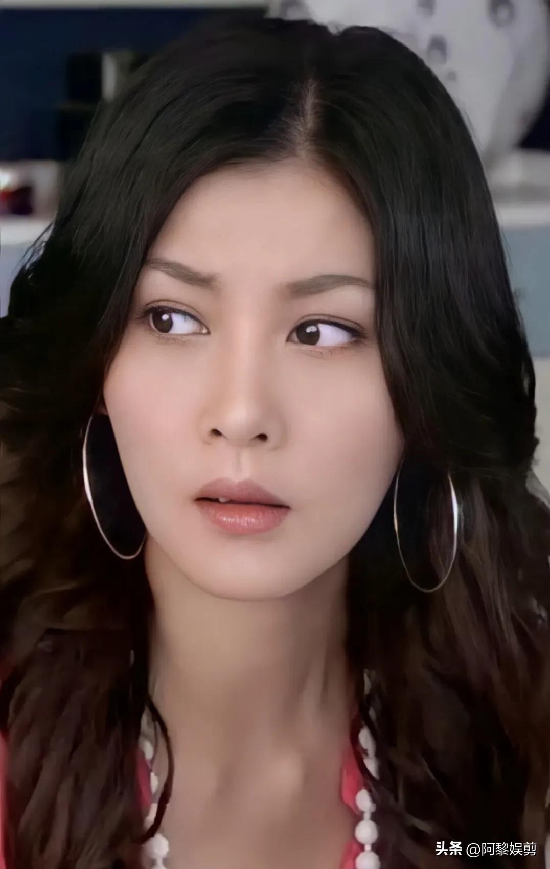 Li Caihua meets Wang Ou, who is better between the two beauties - iNEWS