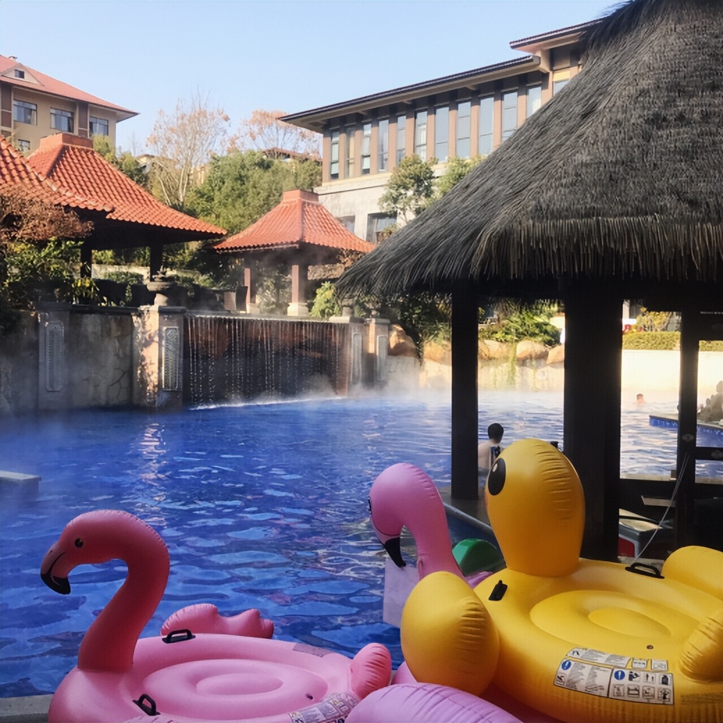 Why is Qiao Shan called the "Bathing King"? "The Bathing King" tells ...