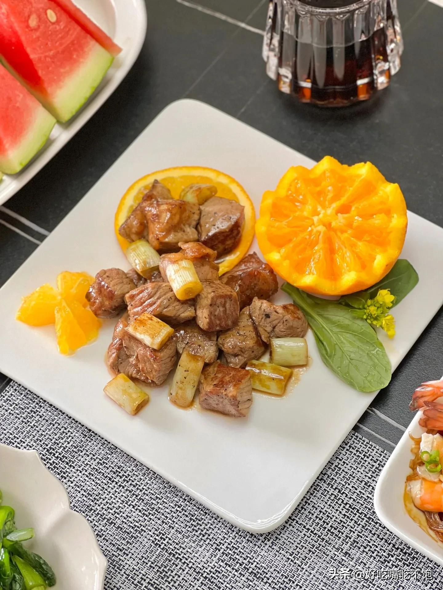 Lunch for two‖The taste of home cooking on the summer table - iNEWS