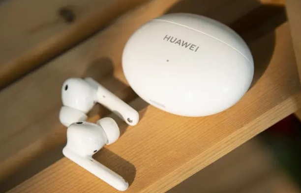 How to choose a wireless headset suitable for playing games, these ...