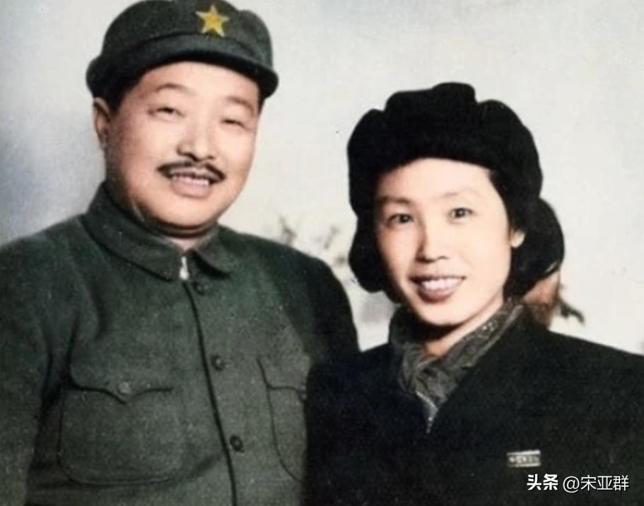 In 1975, He Long's ashes were laid in ceremony. The seriously ill Prime ...