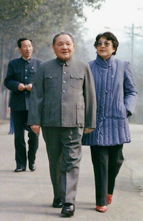 He was Deng Xiaoping's confidential secretary, official to deputy state ...